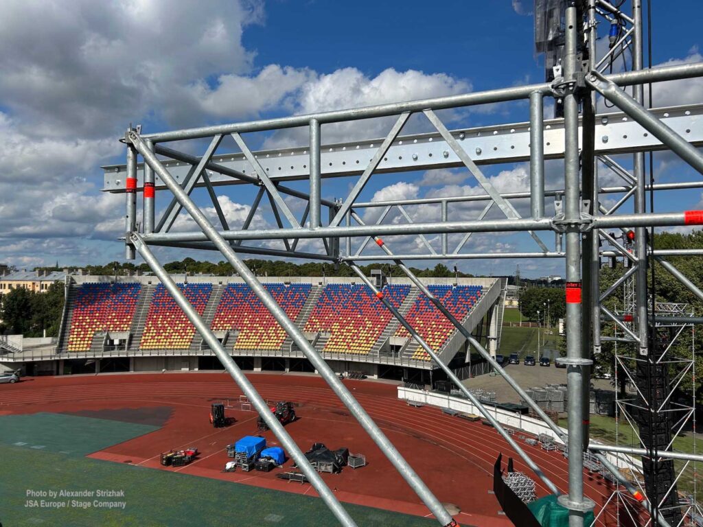 INNOVATIVE LAYHER TWIXBEAMS FOR THE CONCERT IN RIGA – JSA STAGE. Since 1996