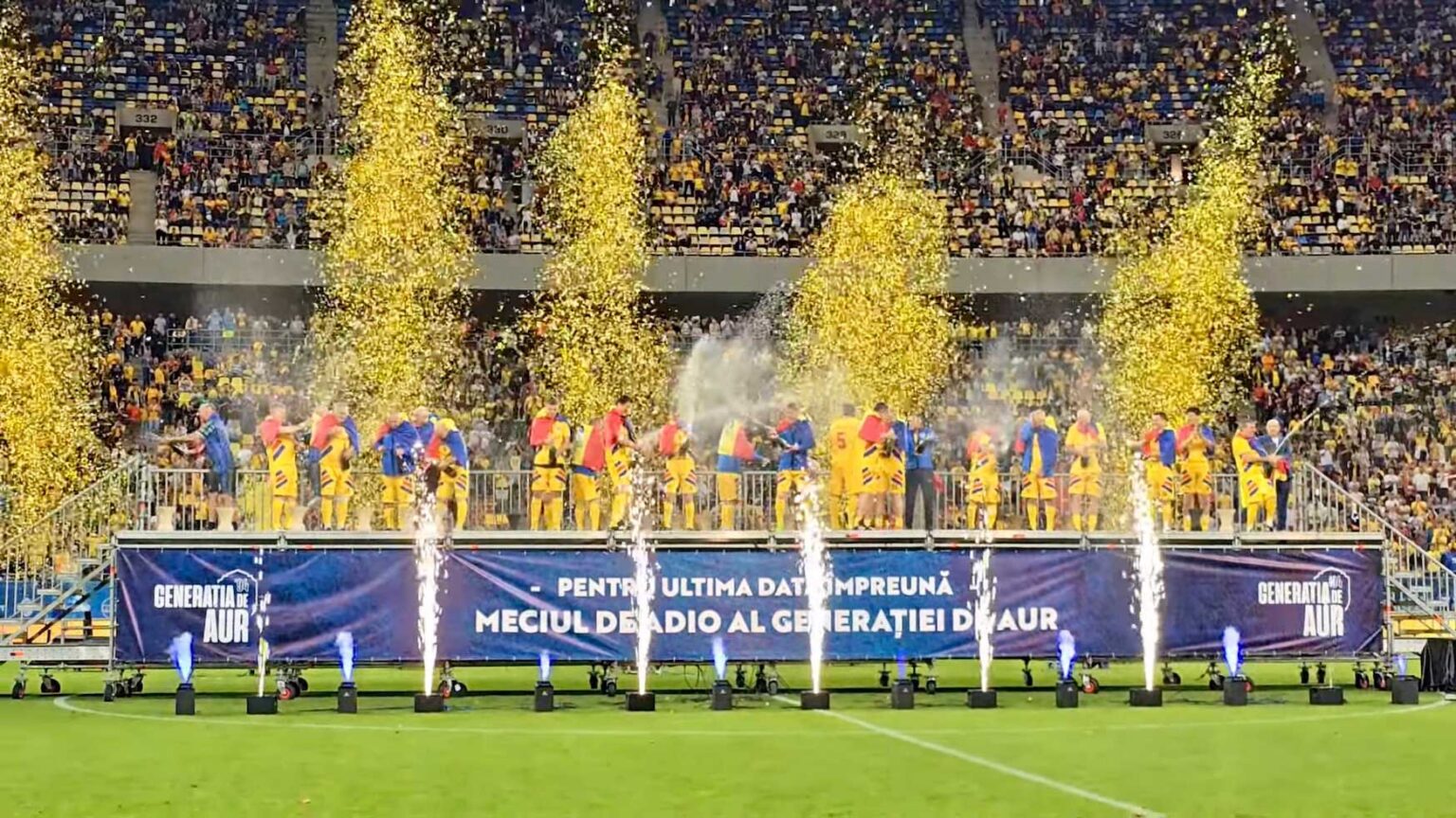 MOBILE PODIUM TRANSFORMER – SPECIAL “PLAYER” ON THE FOOTBALL FIELD ...