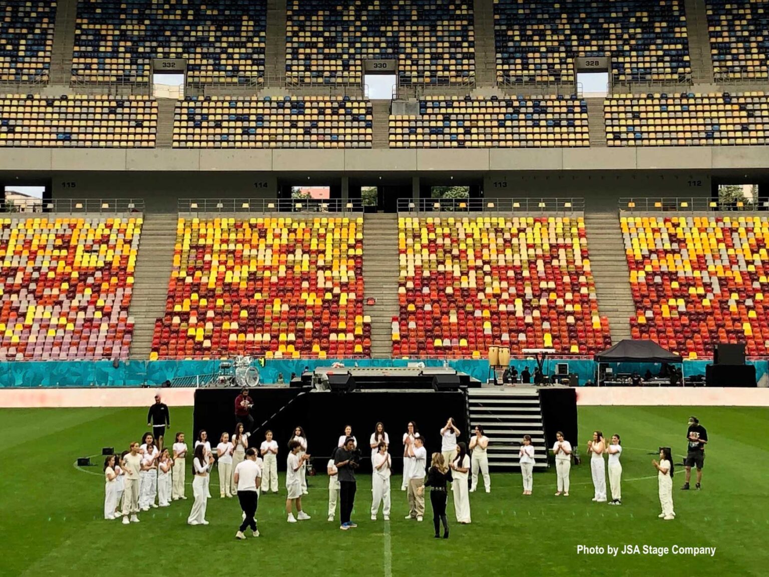MOBILE PODIUM TRANSFORMER – SPECIAL “PLAYER” ON THE FOOTBALL FIELD ...