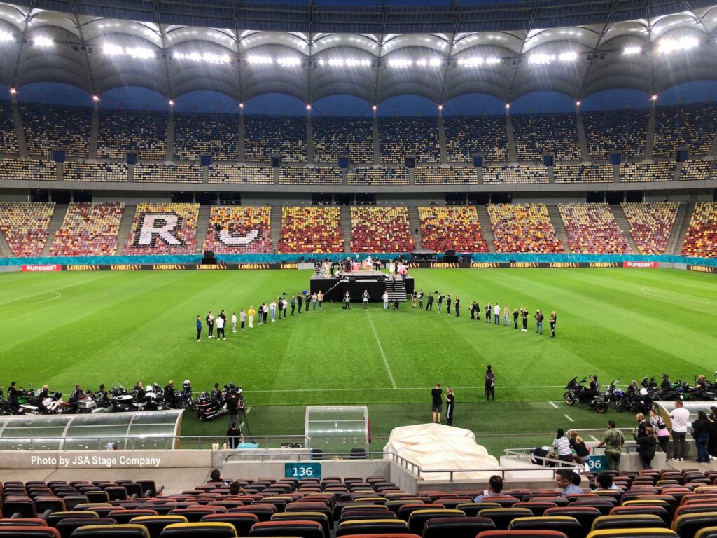 MOBILE PODIUM TRANSFORMER – SPECIAL “PLAYER” ON THE FOOTBALL FIELD ...